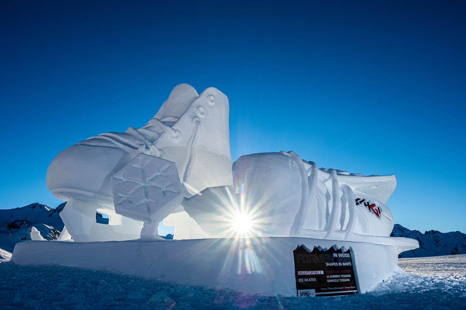 Skigebiet Silvretta Arena: Formen in Weiß in Ischgl 2023